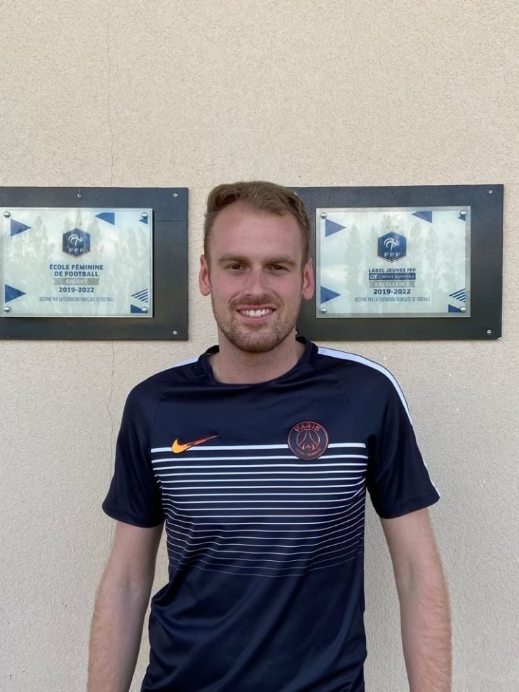 NICOLAS LIGER, LEADER ET LE BIENVEILLANT DU GROUPE - Le Petit Sarthois